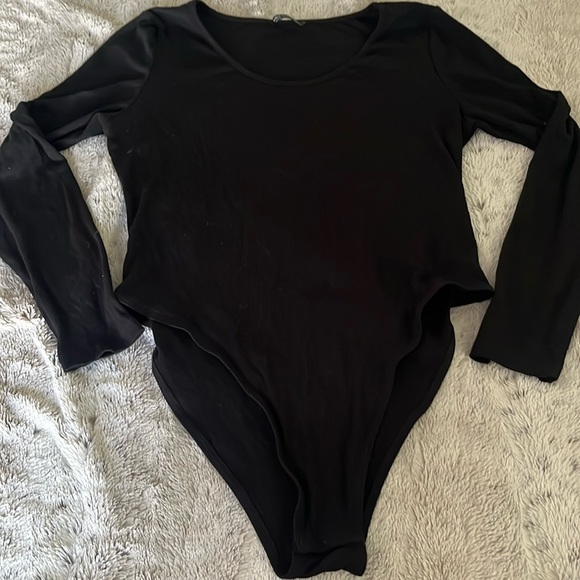 SHEIN | Tops | Black Ribbed Bodysuit Xl Wide Neck Longsleeve High Leg ...